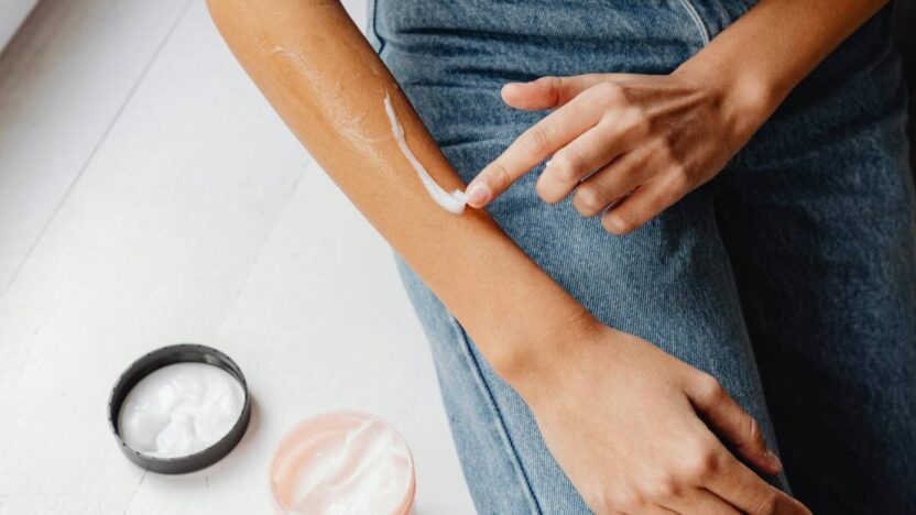 How to Get Fiberglass Out of Skin: 4 Safe Removal Steps and What to Avoid