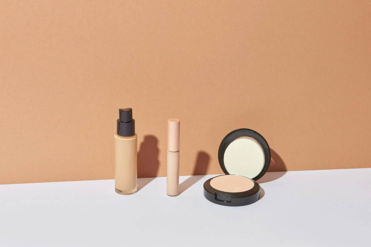 Best Skin Tint: Lightweight Coverage for a Natural Finish in 2026